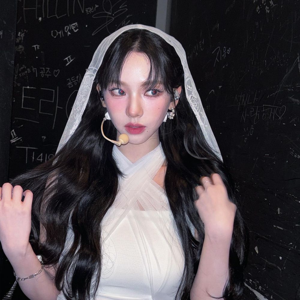 韓網票選最強「反轉魅力」韓國女偶像TOP7！Karina呆萌反應超圈粉，安俞真搞笑零偶包，薇娟成「團欺」 ｜ POPO筆記