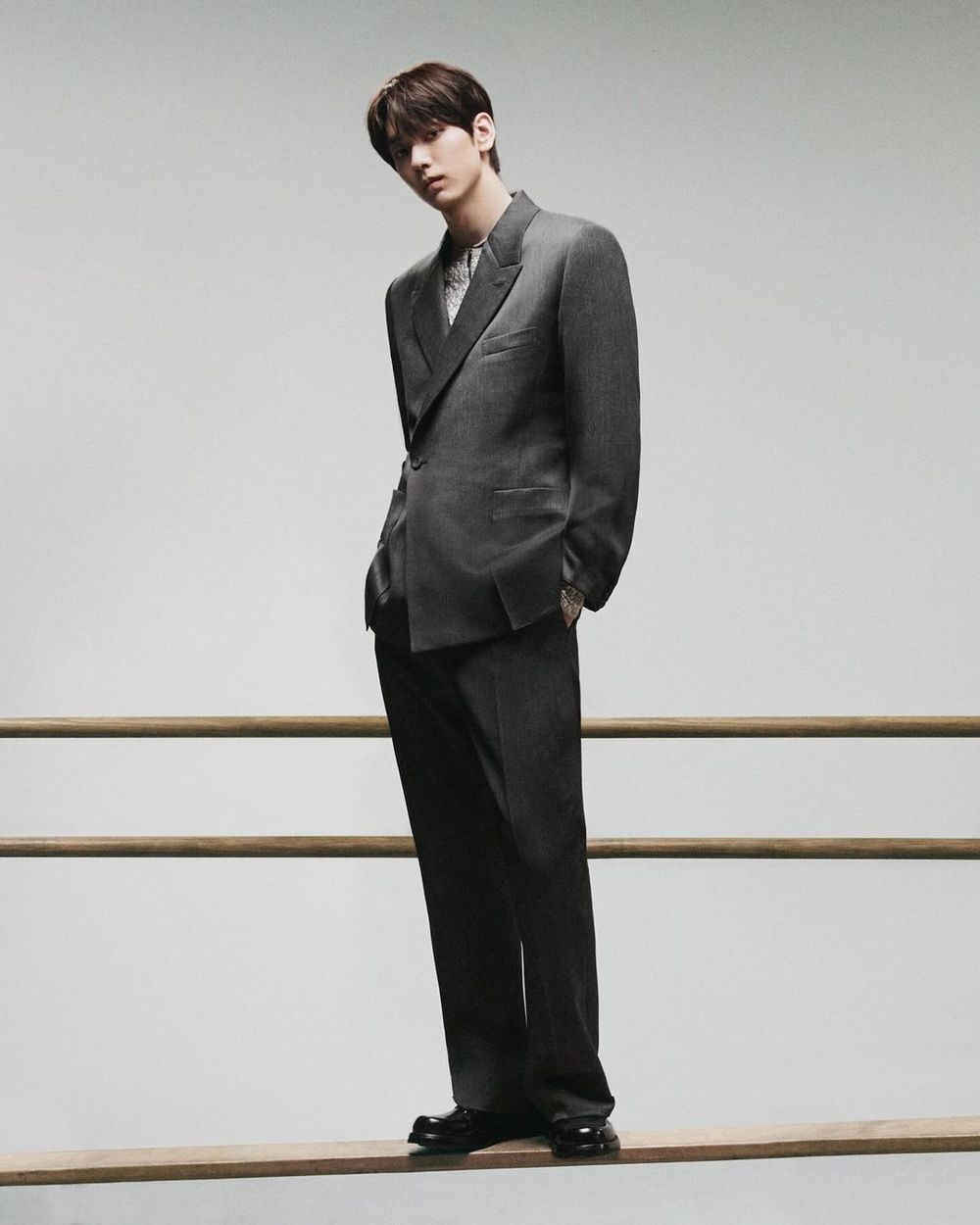 TXT平均超過181公分！Dior「長腿貴公子」形象照曝光、根本漫畫走出來的！ ｜ POPO筆記