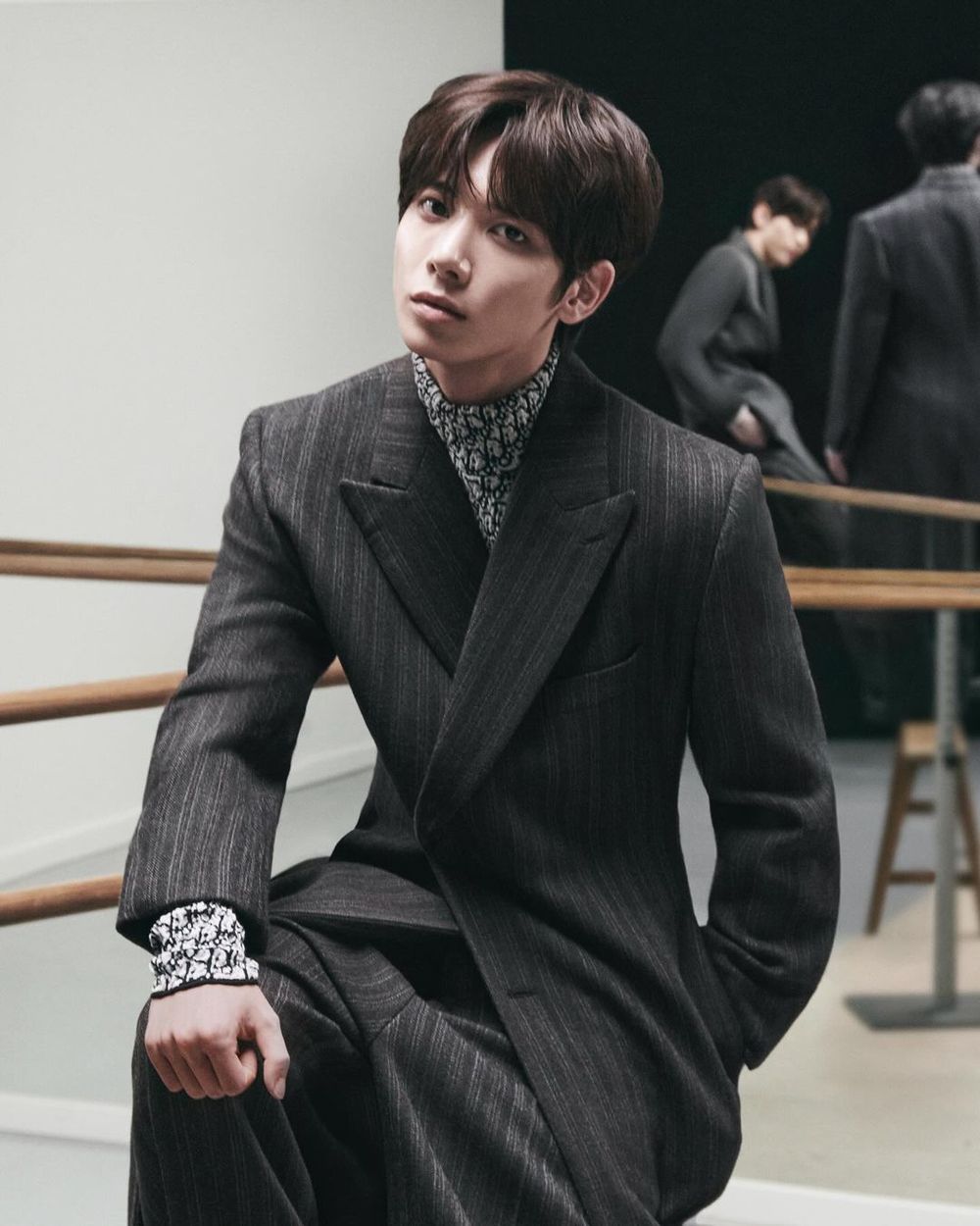 TXT平均超過181公分！Dior「長腿貴公子」形象照曝光、根本漫畫走出來的！ ｜ POPO筆記