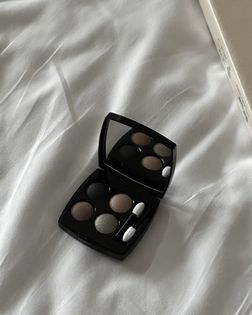 Chanel-388夜暮 輕冷小煙燻get ️ ｜ POPO筆記